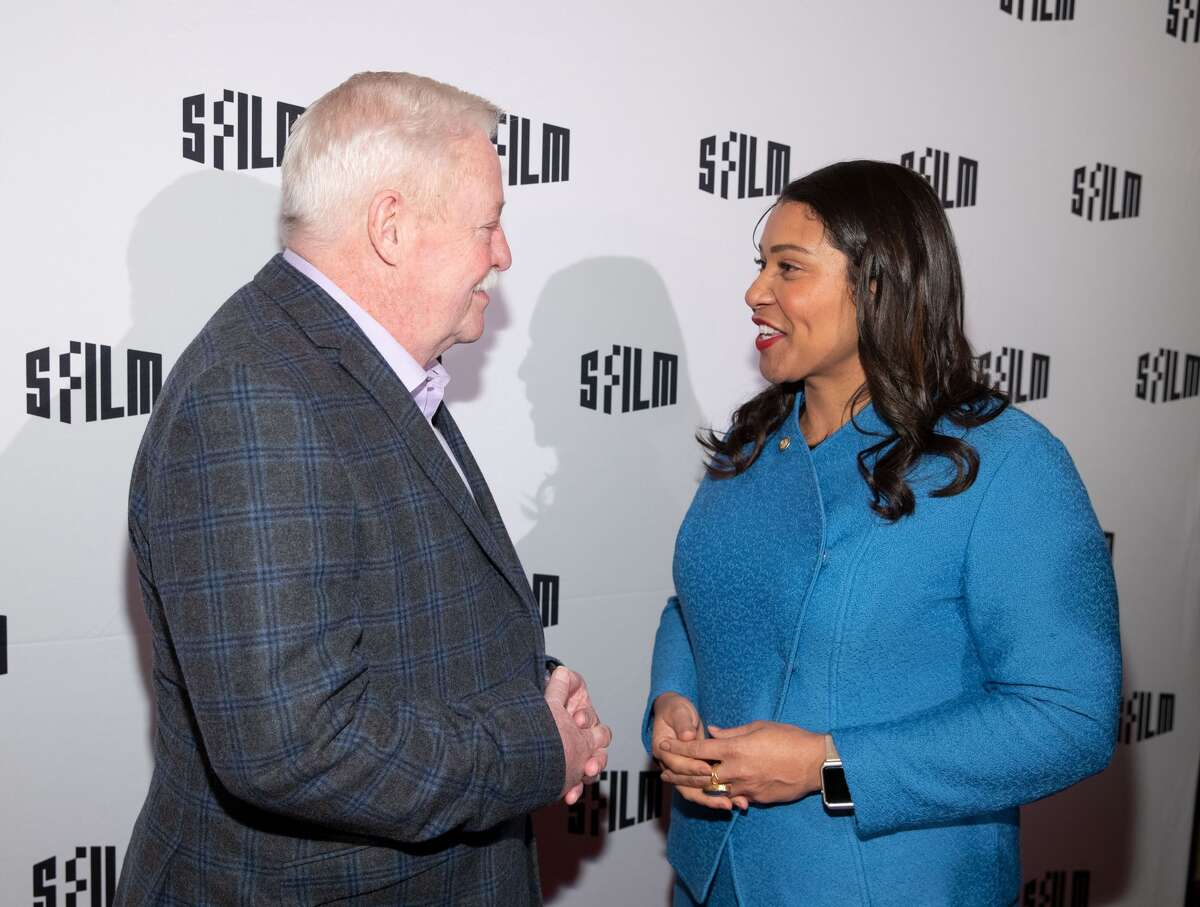 Kevin Durant walks red carpet as documentary's executive producer