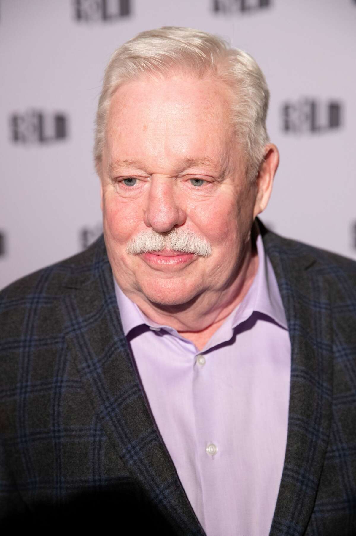 Kevin Durant walks red carpet as documentary's executive producer