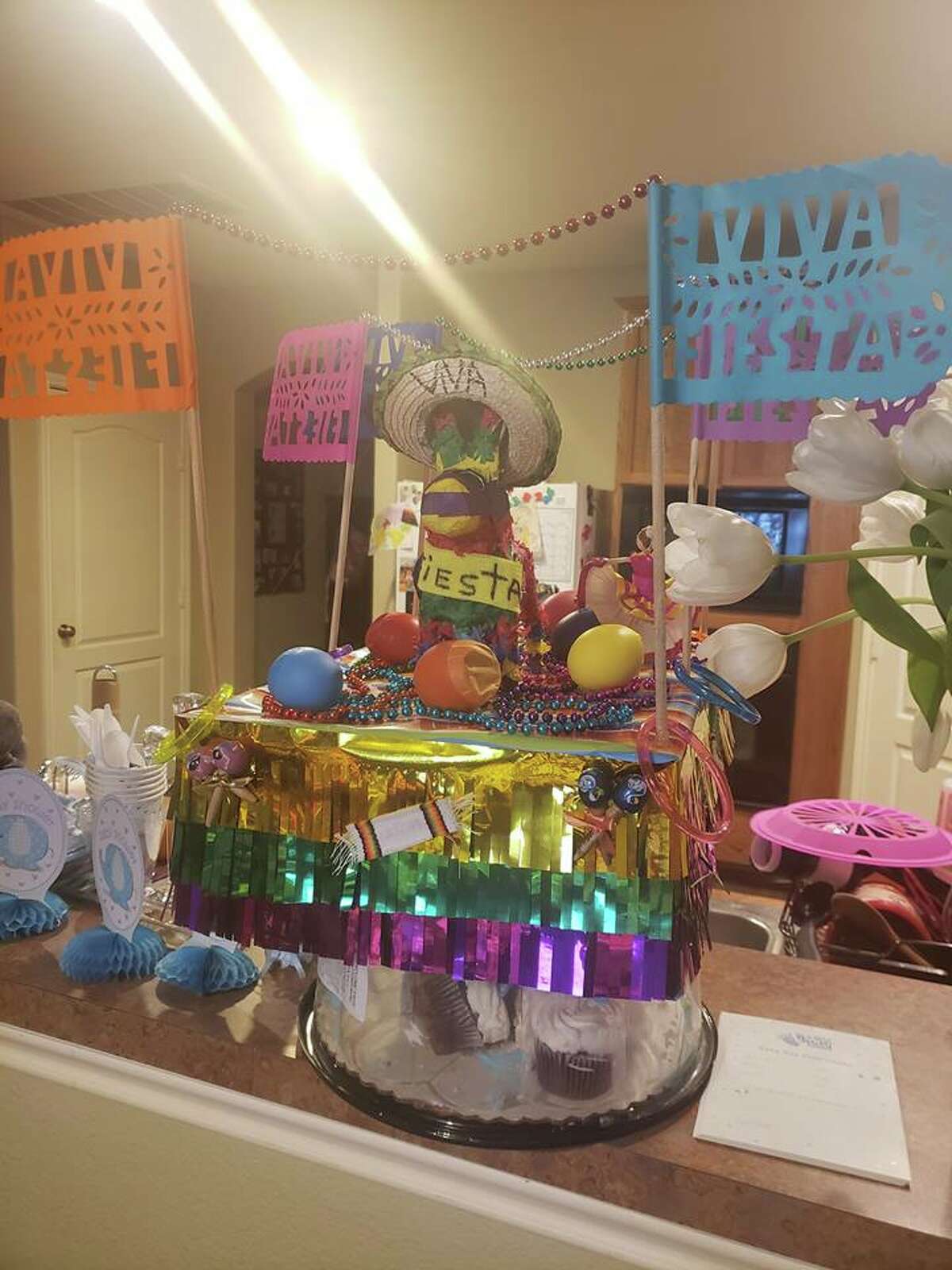 San Antonio continues its Fiesta tradition of shoe box floats