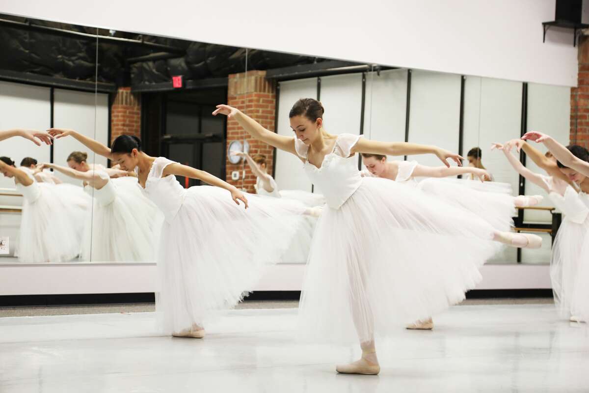 Seminal ballet ‘Giselle’ marks 25 seasons of MFB