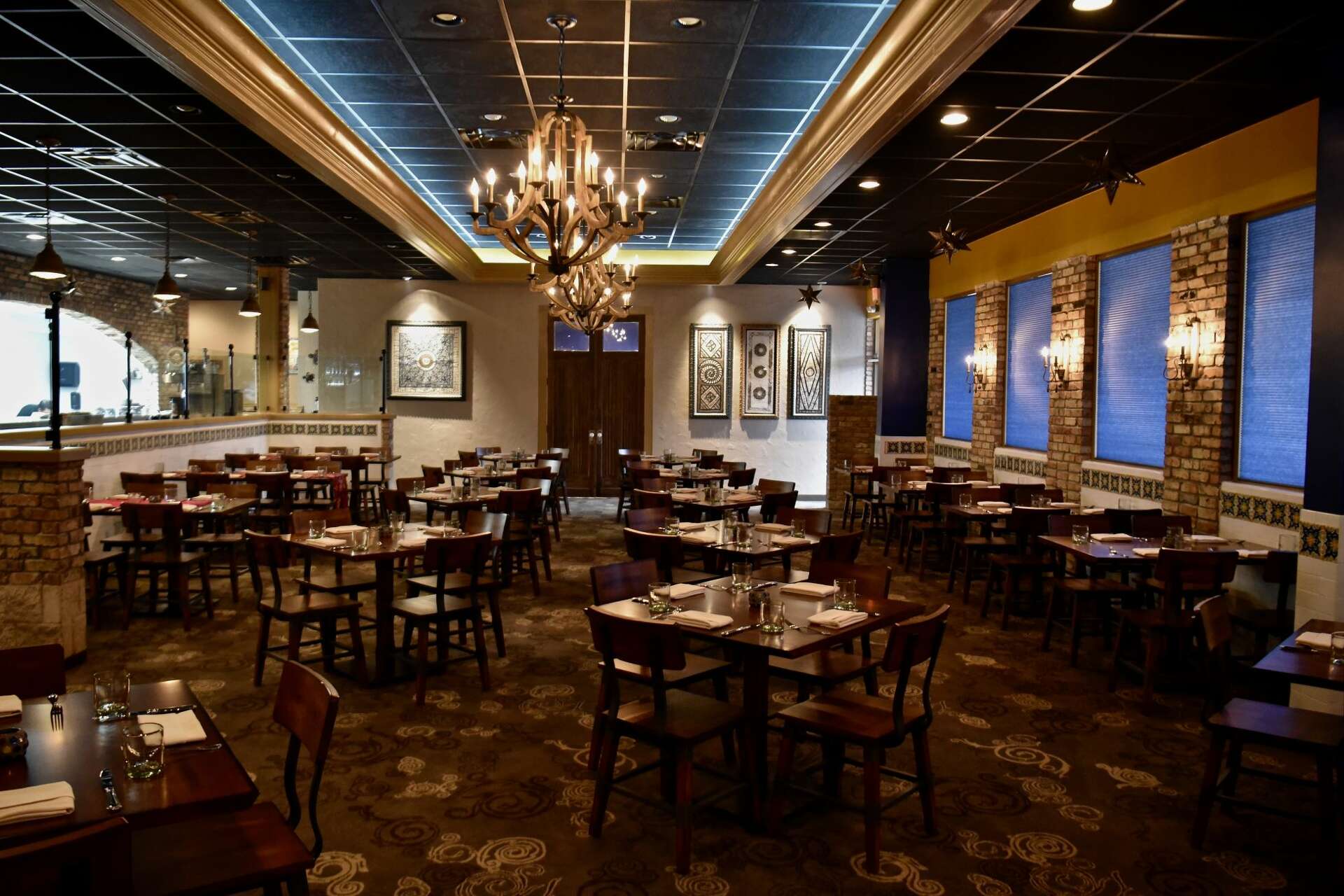 Pearland Tex-Mex restaurant Killen's TMX closes its doors