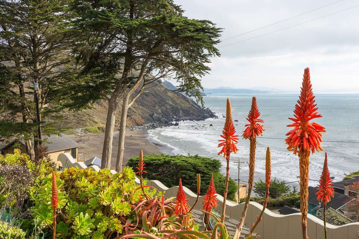 Interior designer's personal residence and cottage in Muir Beach listed ...