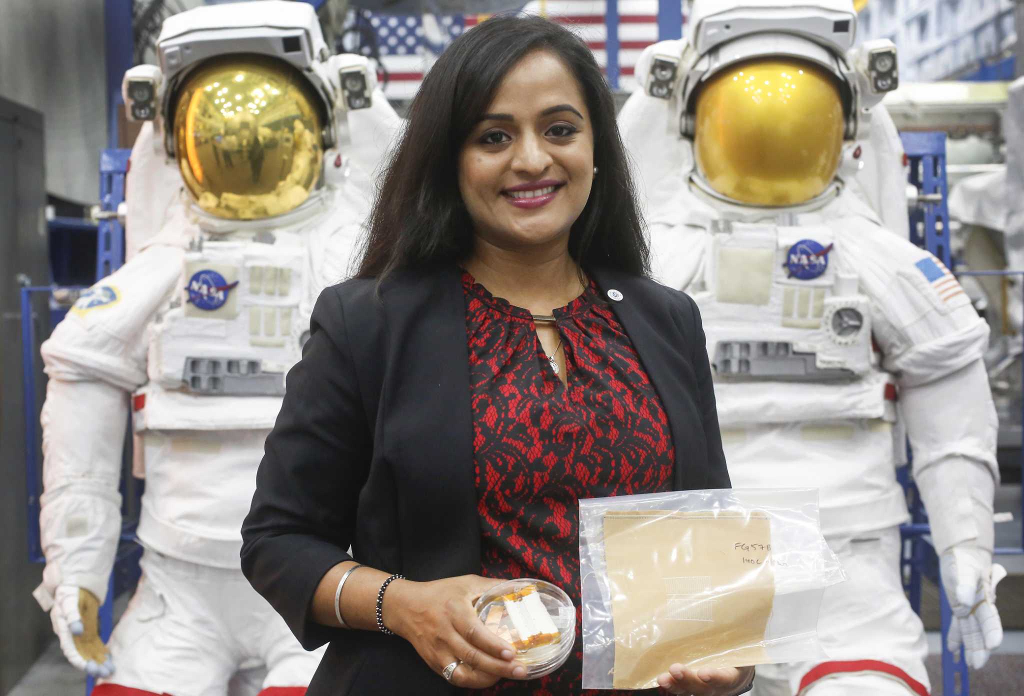 Self-cleaning space suit could help NASA astronauts avoid harmful dust ...