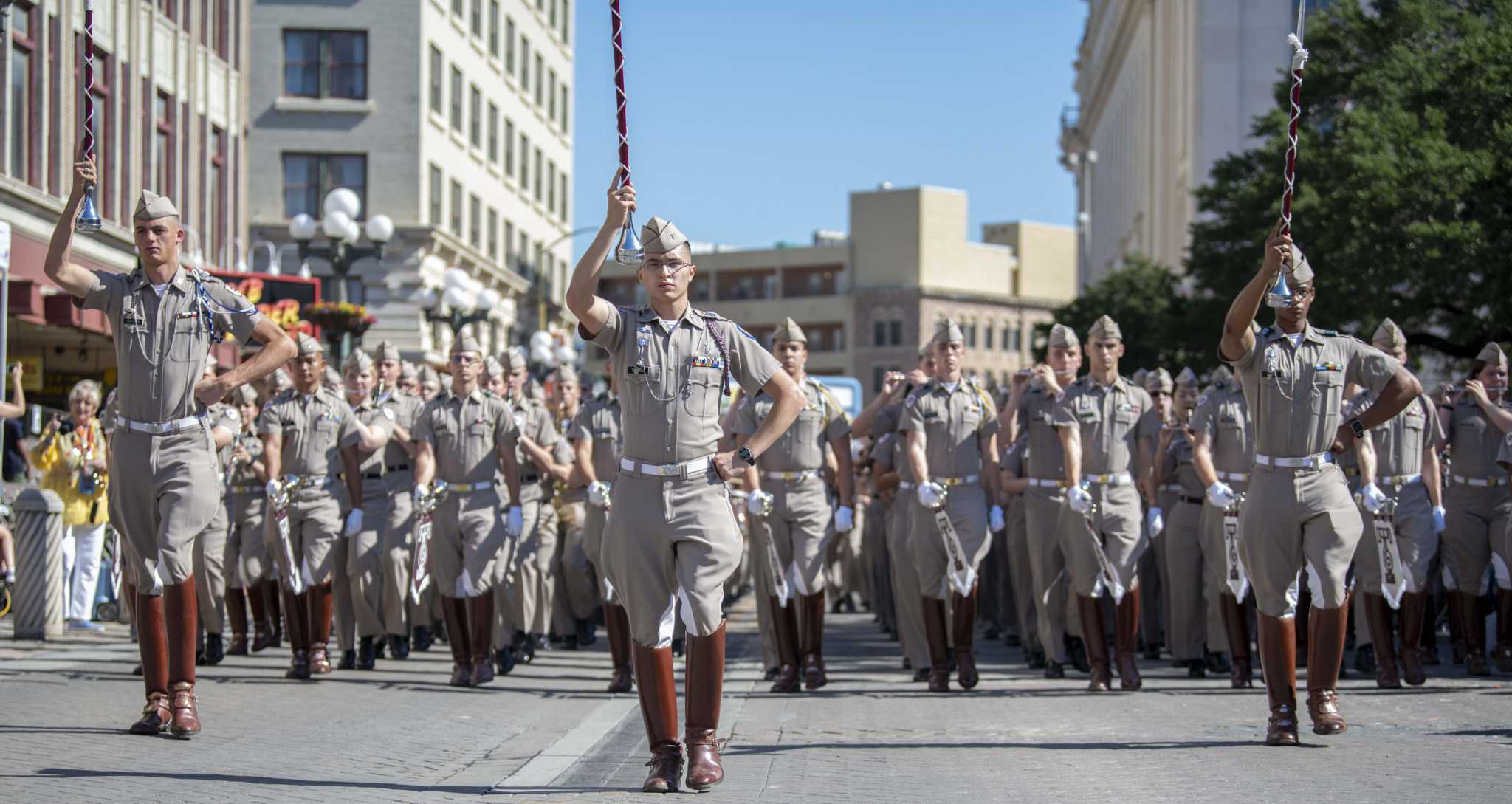 Fiesta parades on TV