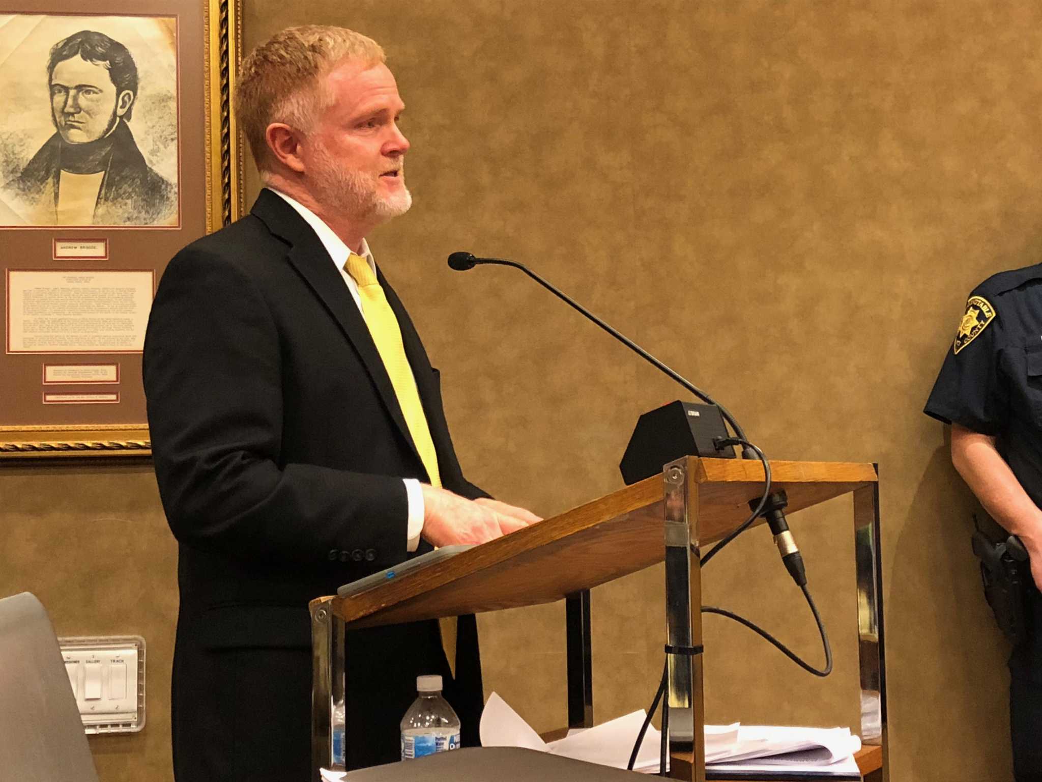 Harris County judge who resigned by accident announces run for former seat