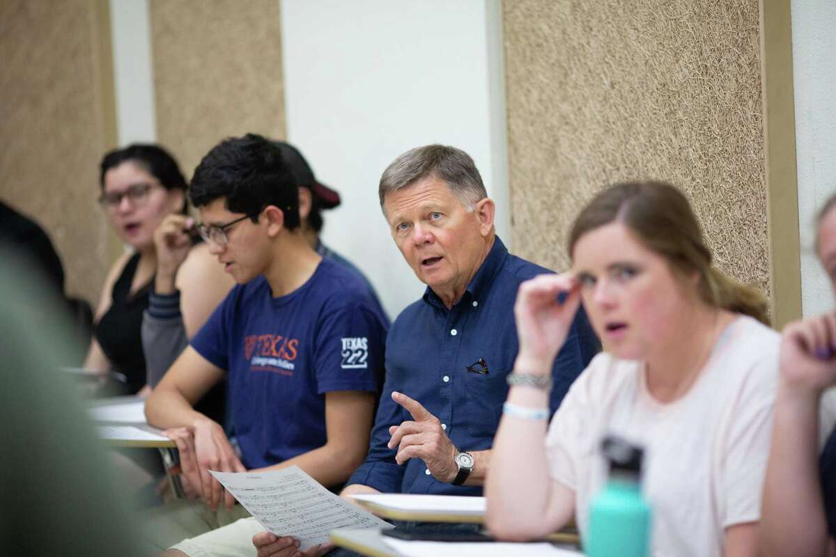 UT Austin offers special program for professionals looking for a change ...