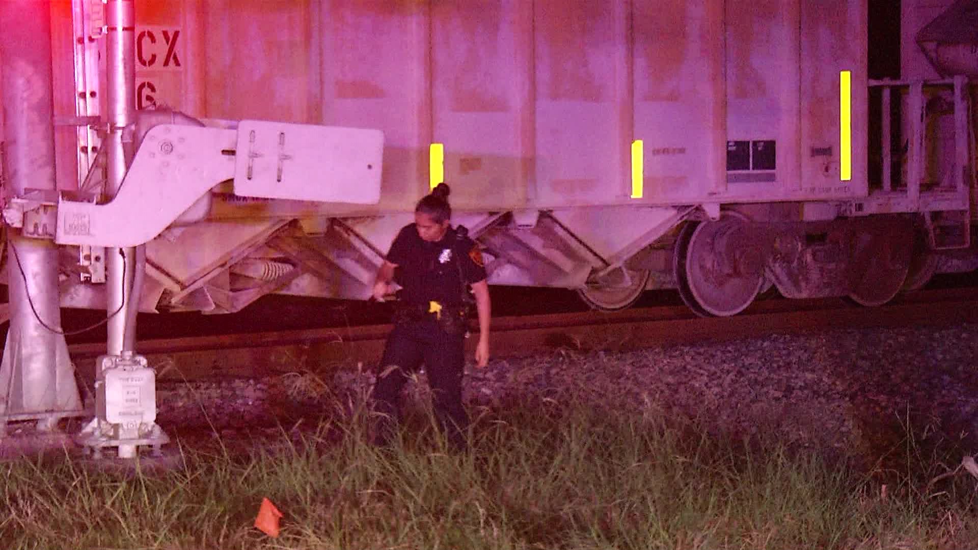 Man 'lying on the tracks' struck, killed by train on the South Side