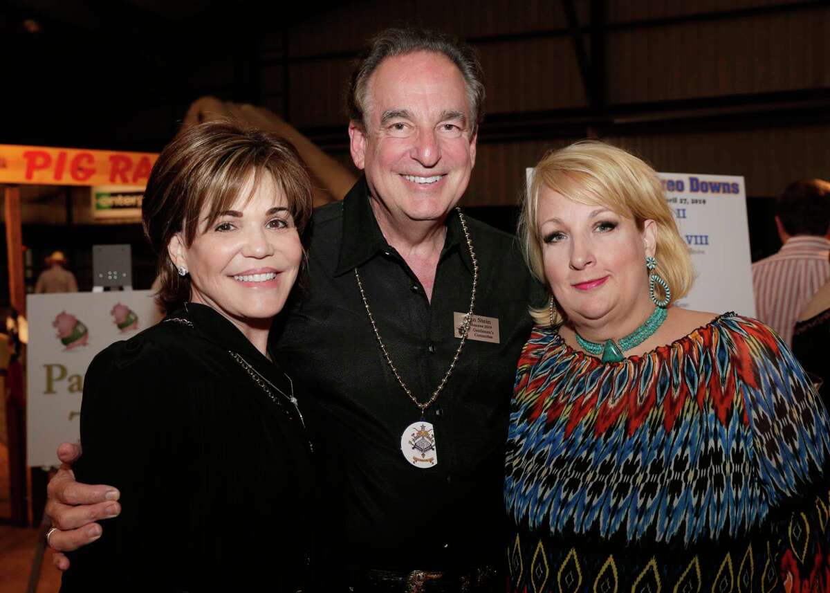 Deana Carter sings "Strawberry Wine," Pappas Catering serves Cajun fare ...