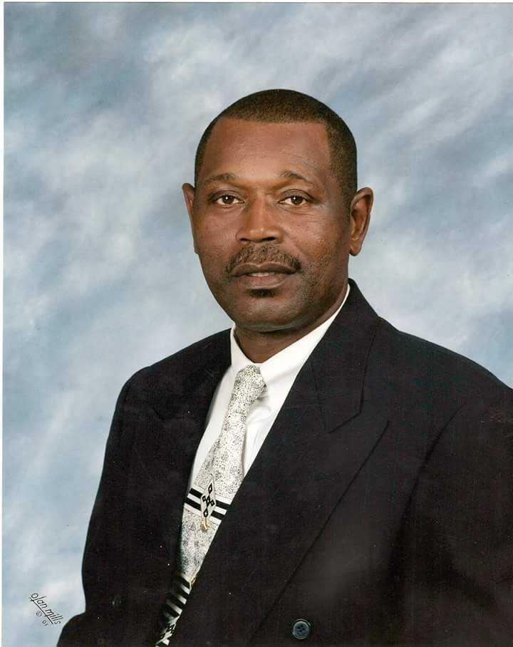 Carter, Lewis vie for Cleveland ISD Position 4