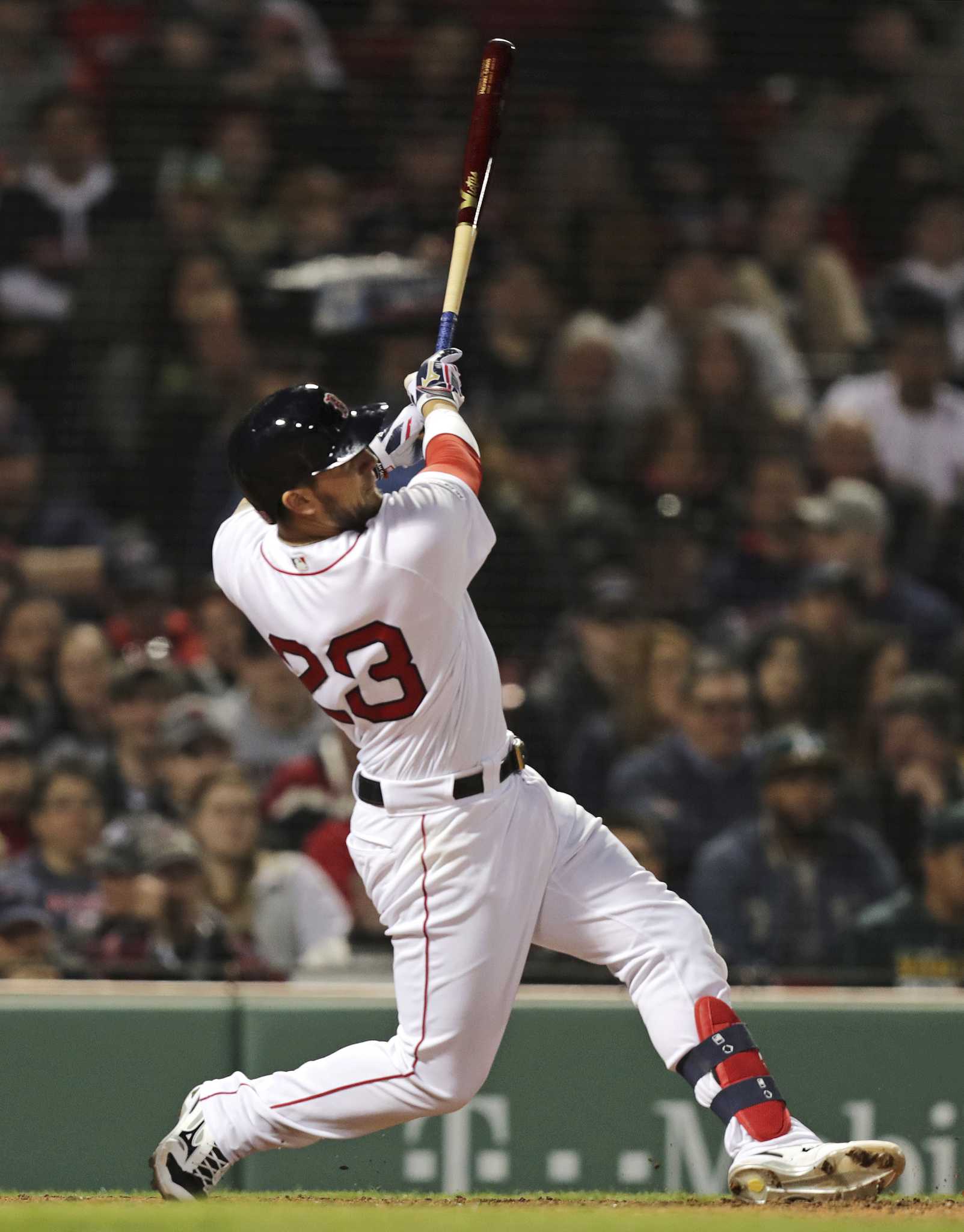 Six-run third lifts Red Sox