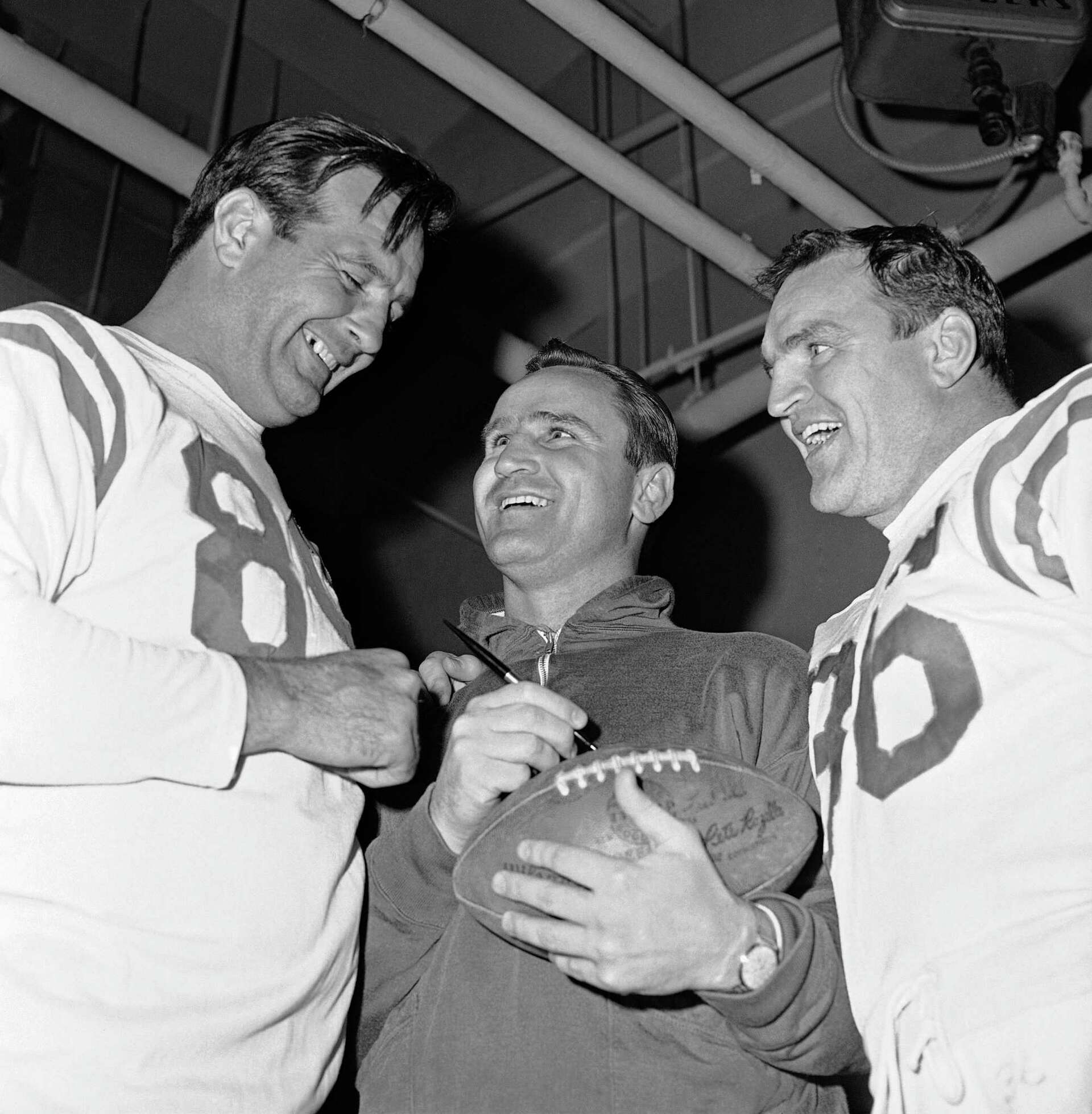 USF alum and Pro Football Hall of Famer Gino Marchetti dies at age 92