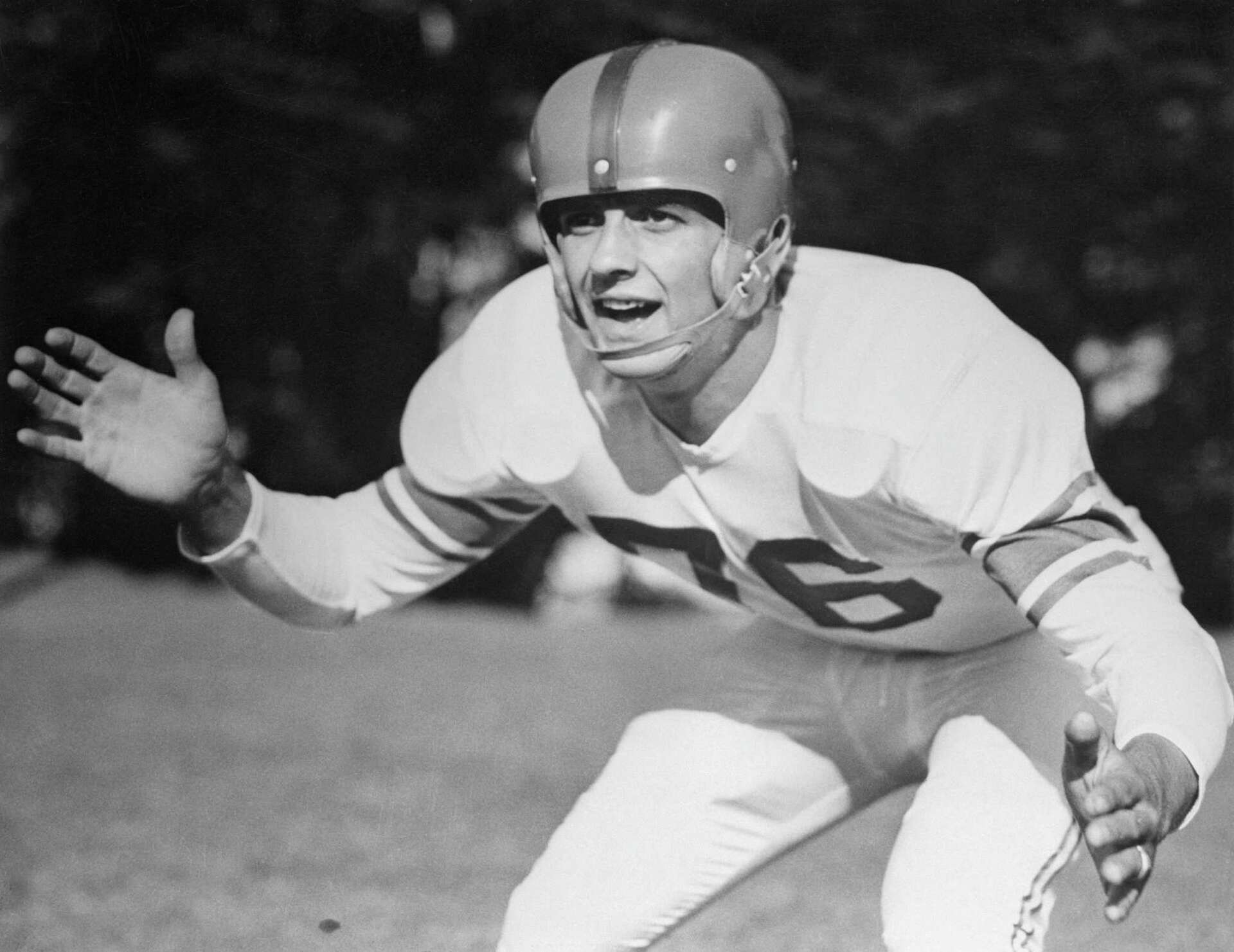USF alum and Pro Football Hall of Famer Gino Marchetti dies at age 92