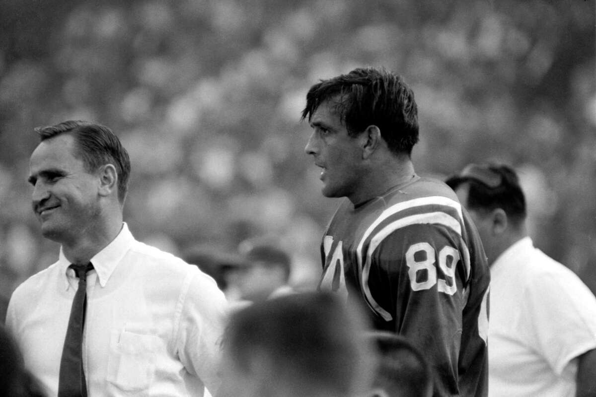 USF alum and Pro Football Hall of Famer Gino Marchetti dies at age 92