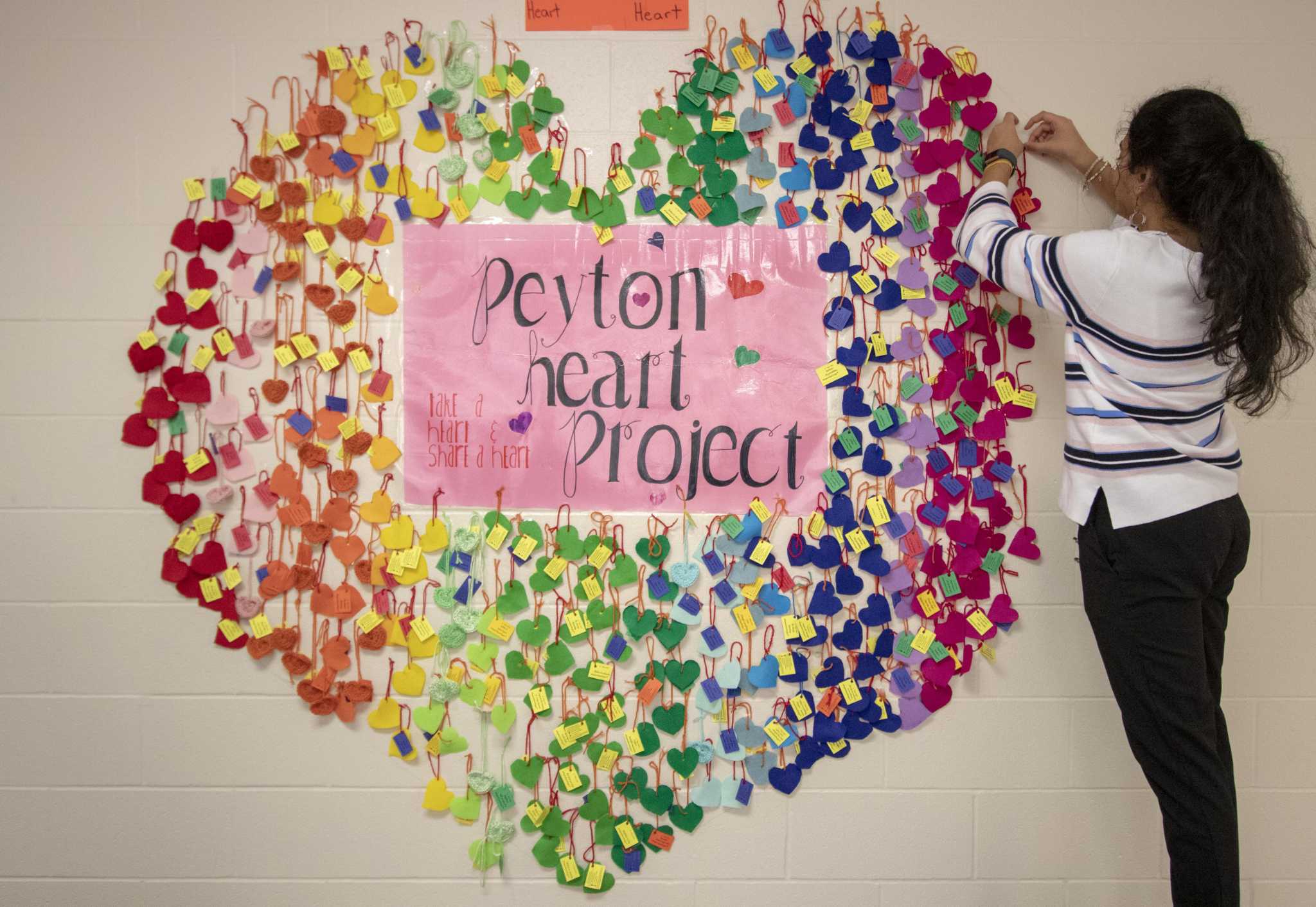 The Woodlands College Park Students Raise Awareness For Mental Health 