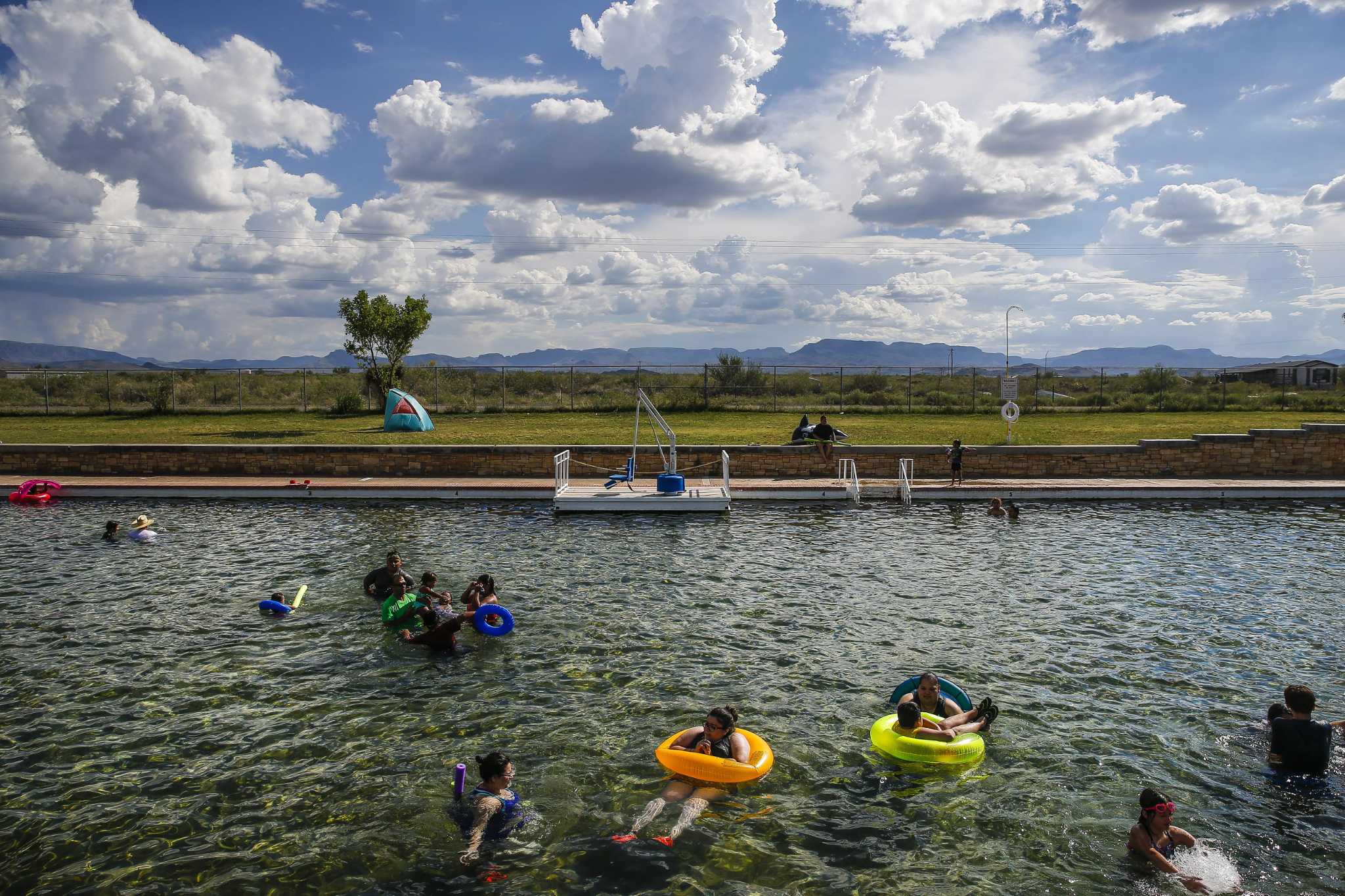 Balmorhea closure extended to the summer