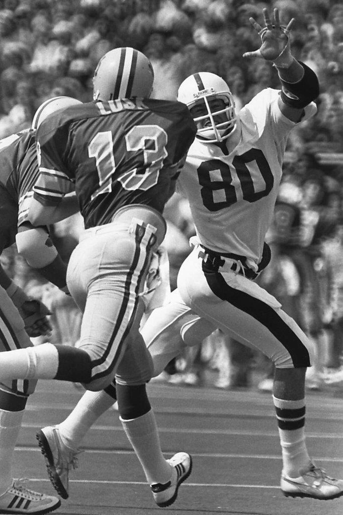 Milt McColl helped 49ers win a Super Bowl. At 59, he’s practicing medicine