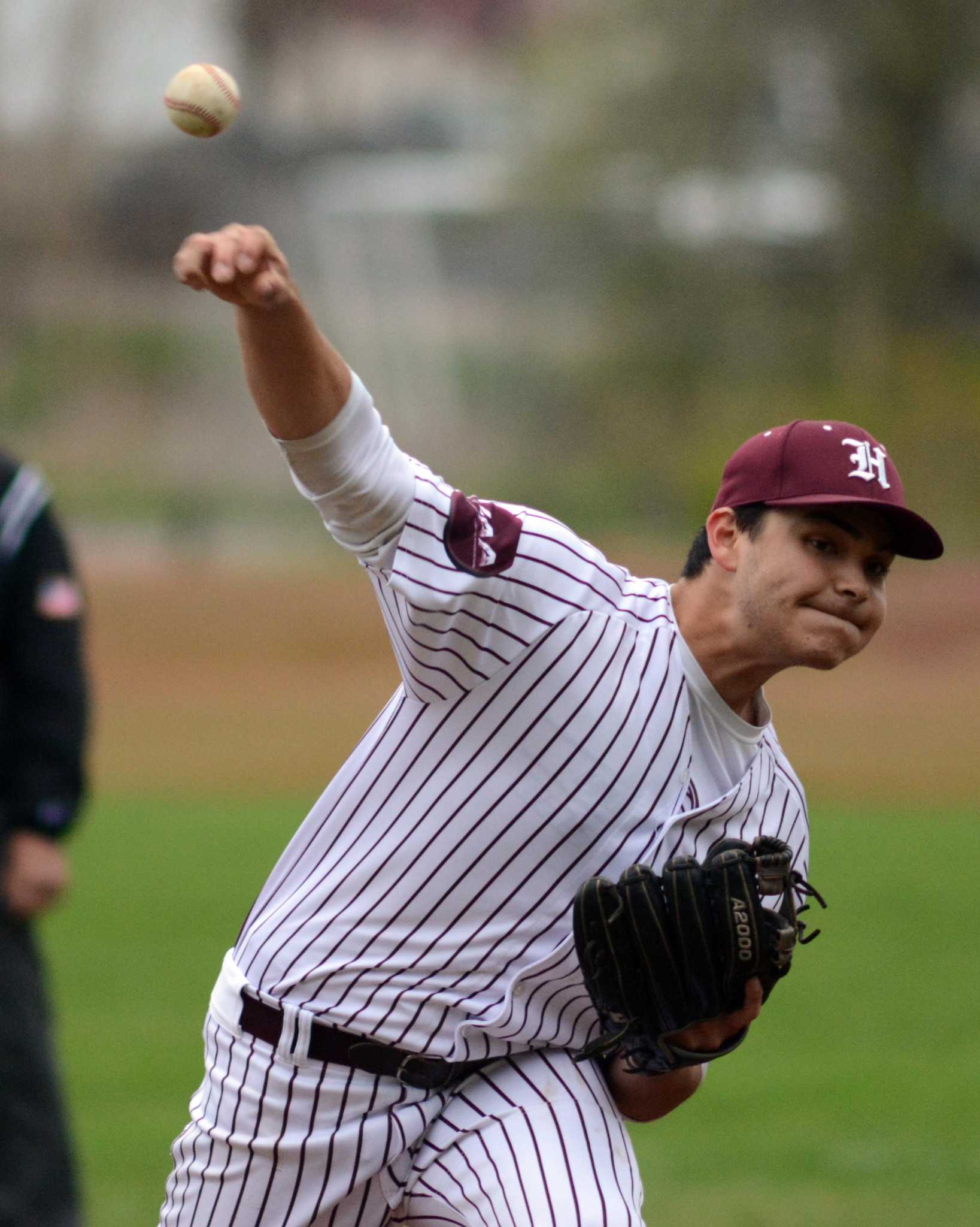 Potash pitches Hopkins past Hamden Hall