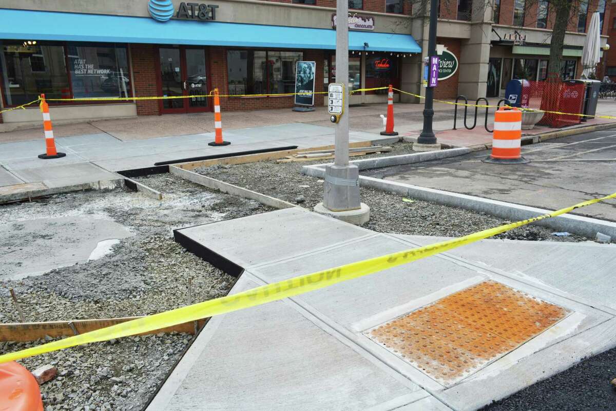 Critics: Middletown sidewalk project endangers pedestrians