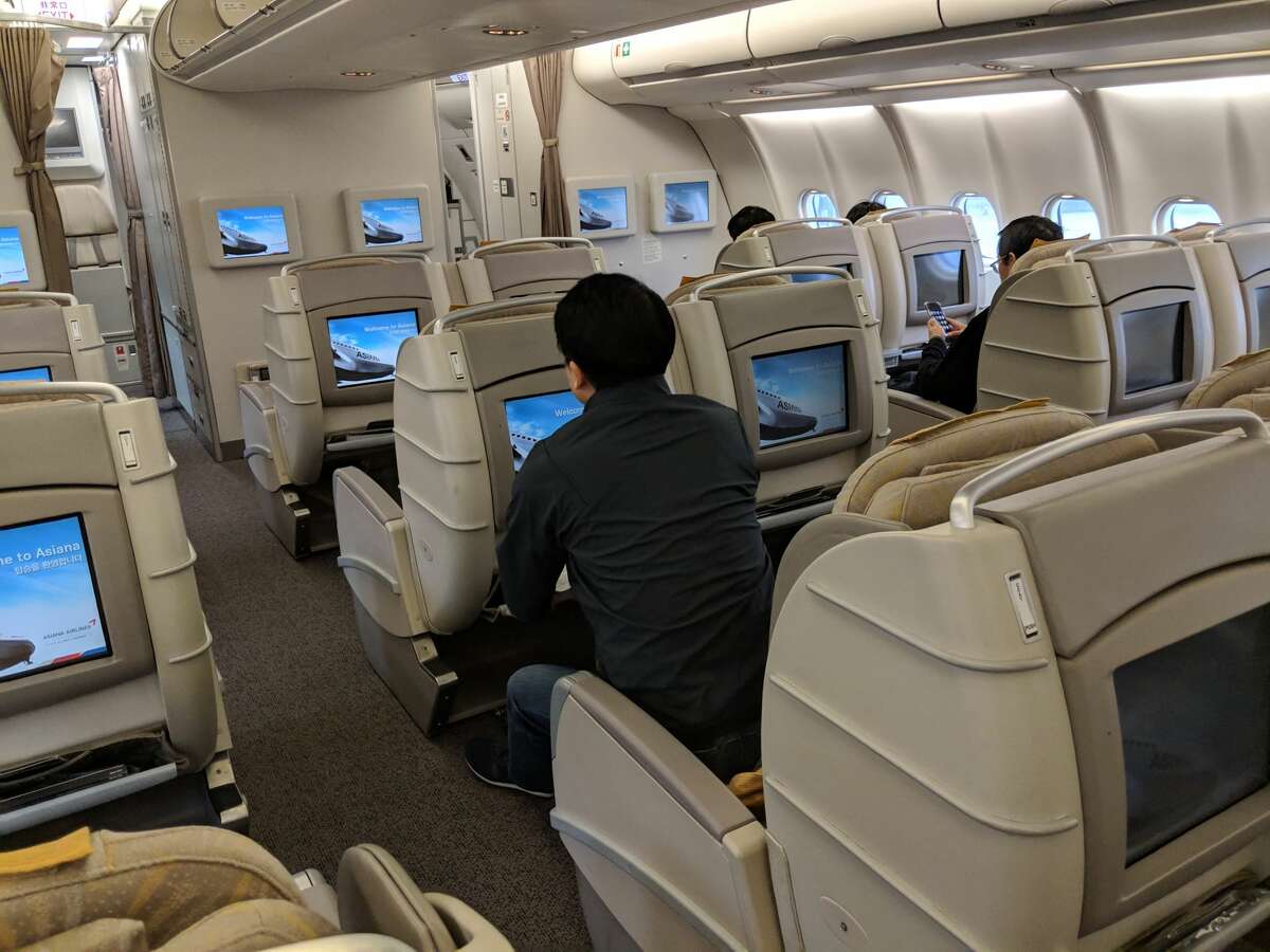 Review: Asiana business class from SFO-Seoul-Hanoi disappoints
