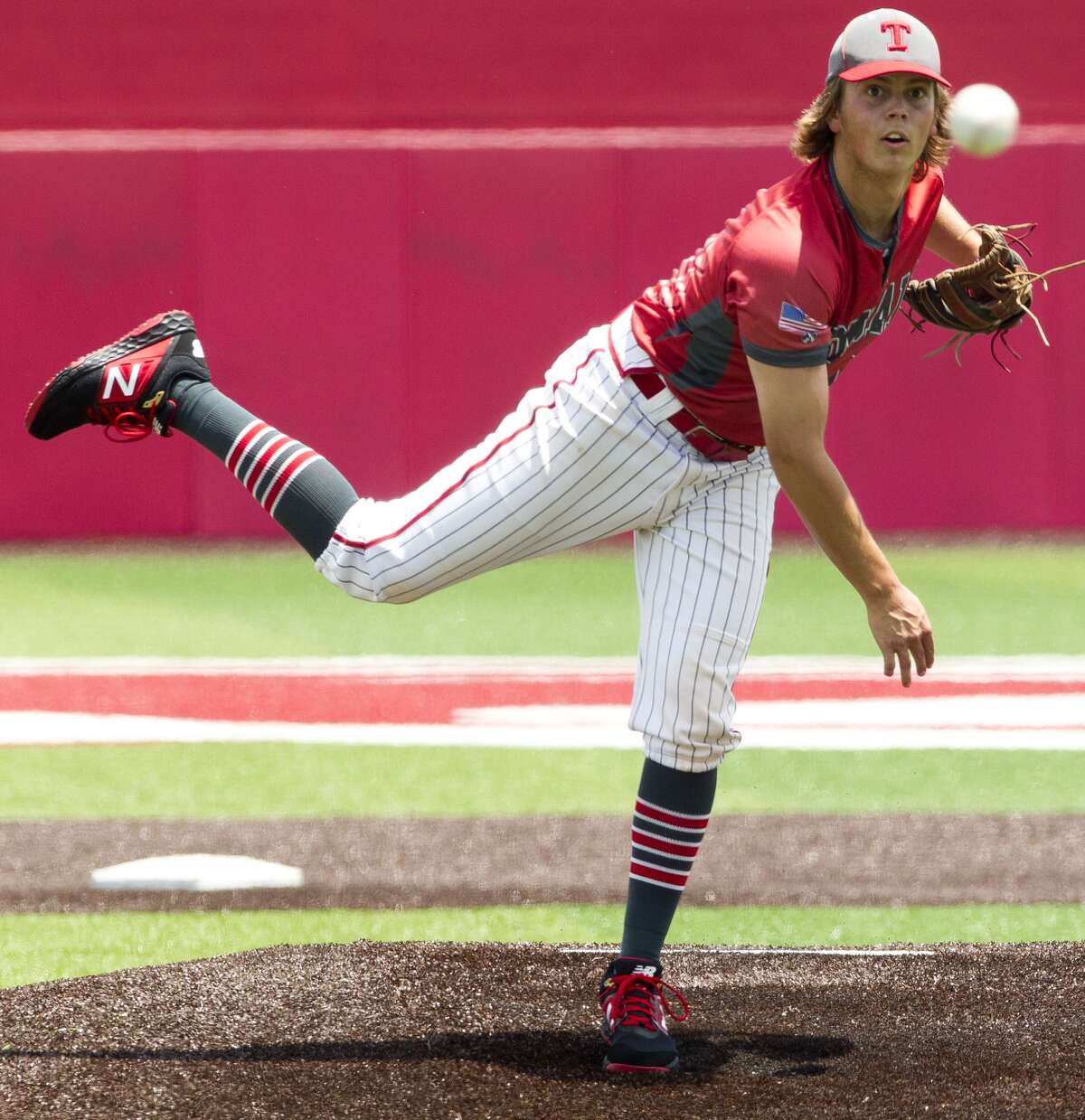 Tomball topples Magnolia to advance to area round