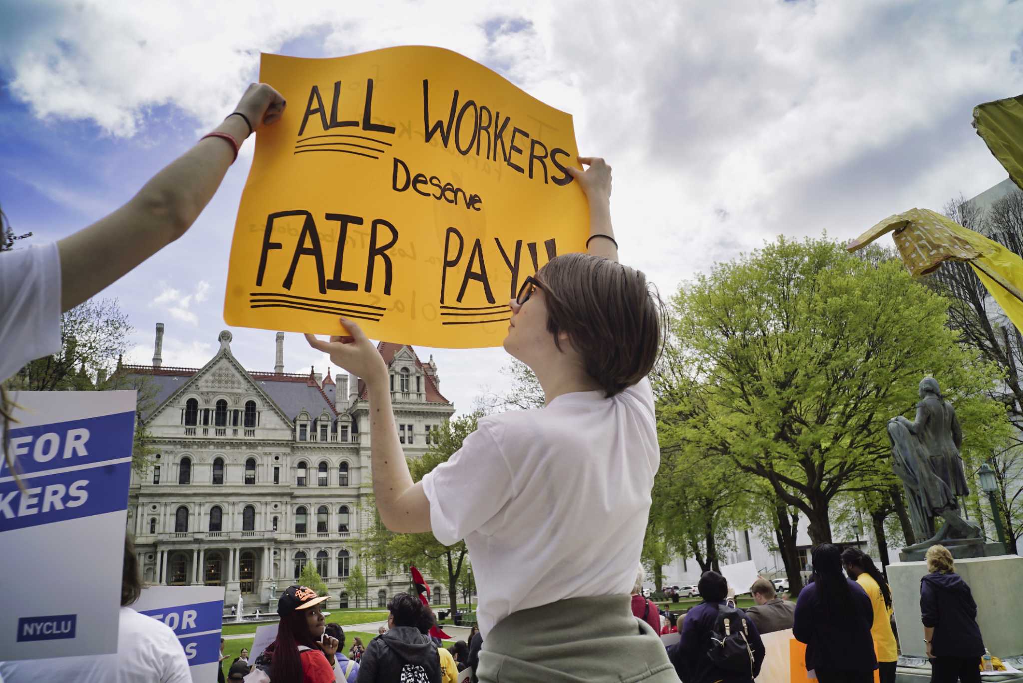 Support grows at Capitol for farmworker rights