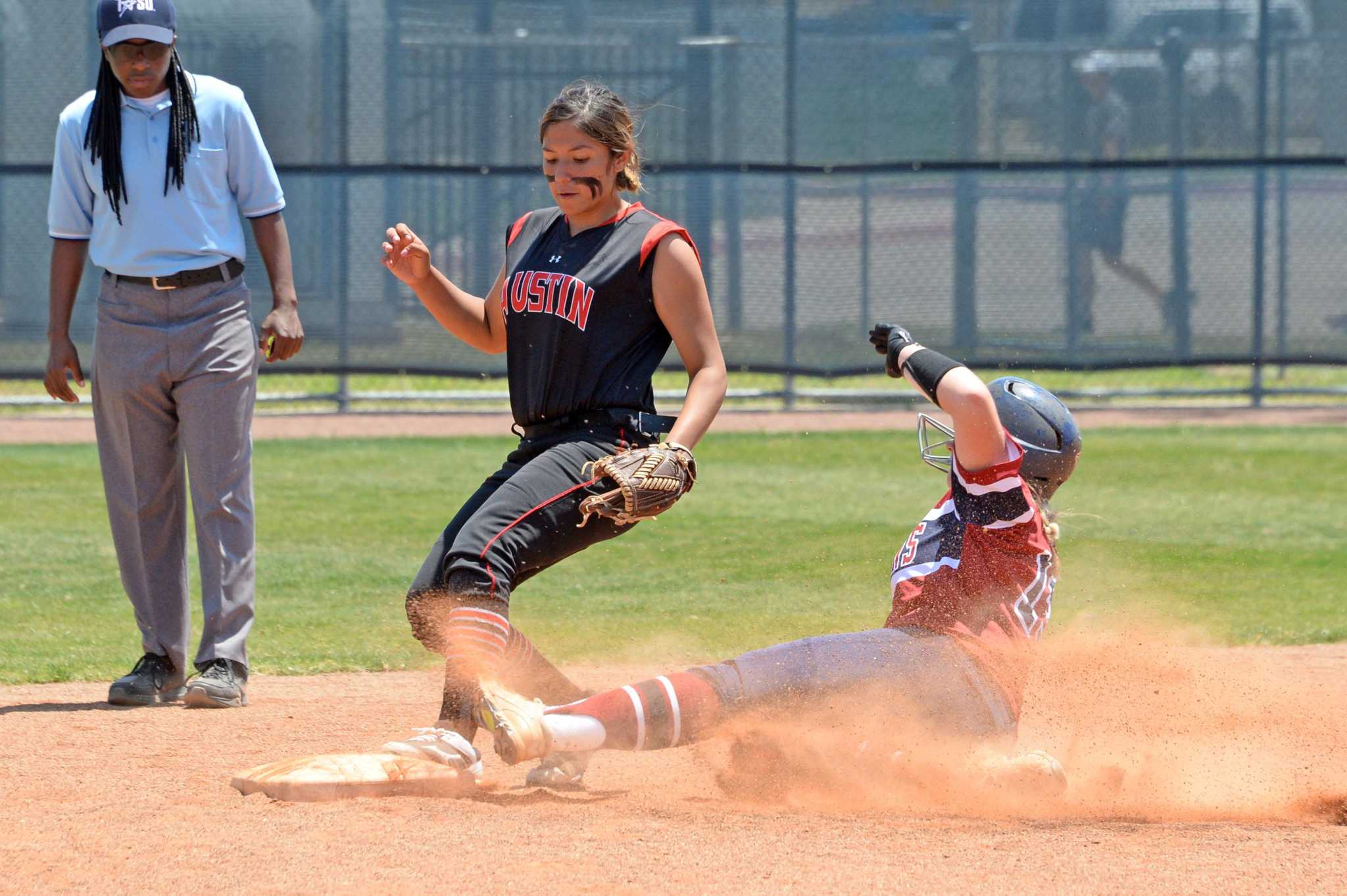 Austin, Tompkins set for regional quarterfinal softball matchup