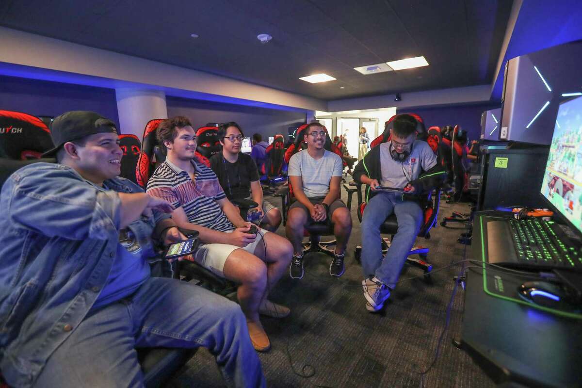ESPN brings national esports championship to Houston, a ‘hotbed’ for gaming