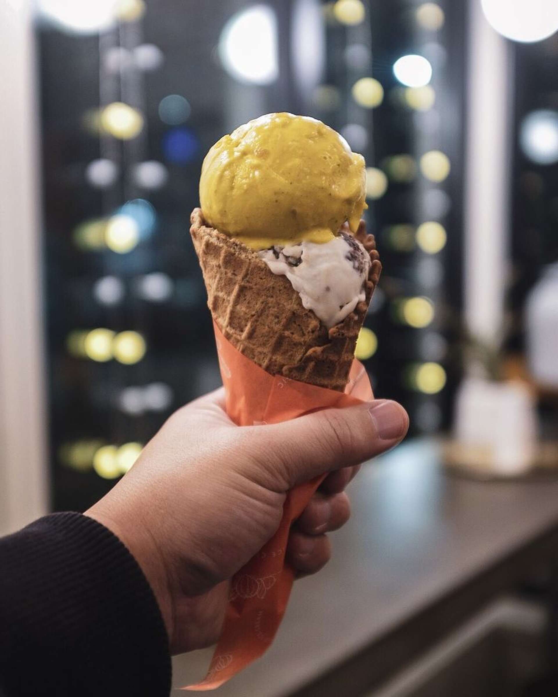 Here are Yelpers' favorite Seattle ice cream spots