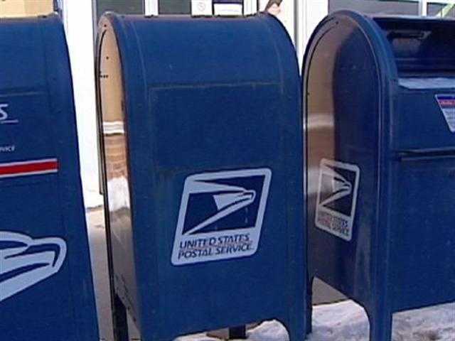 Missouri mail carrier admits to stealing money out of birthday cards