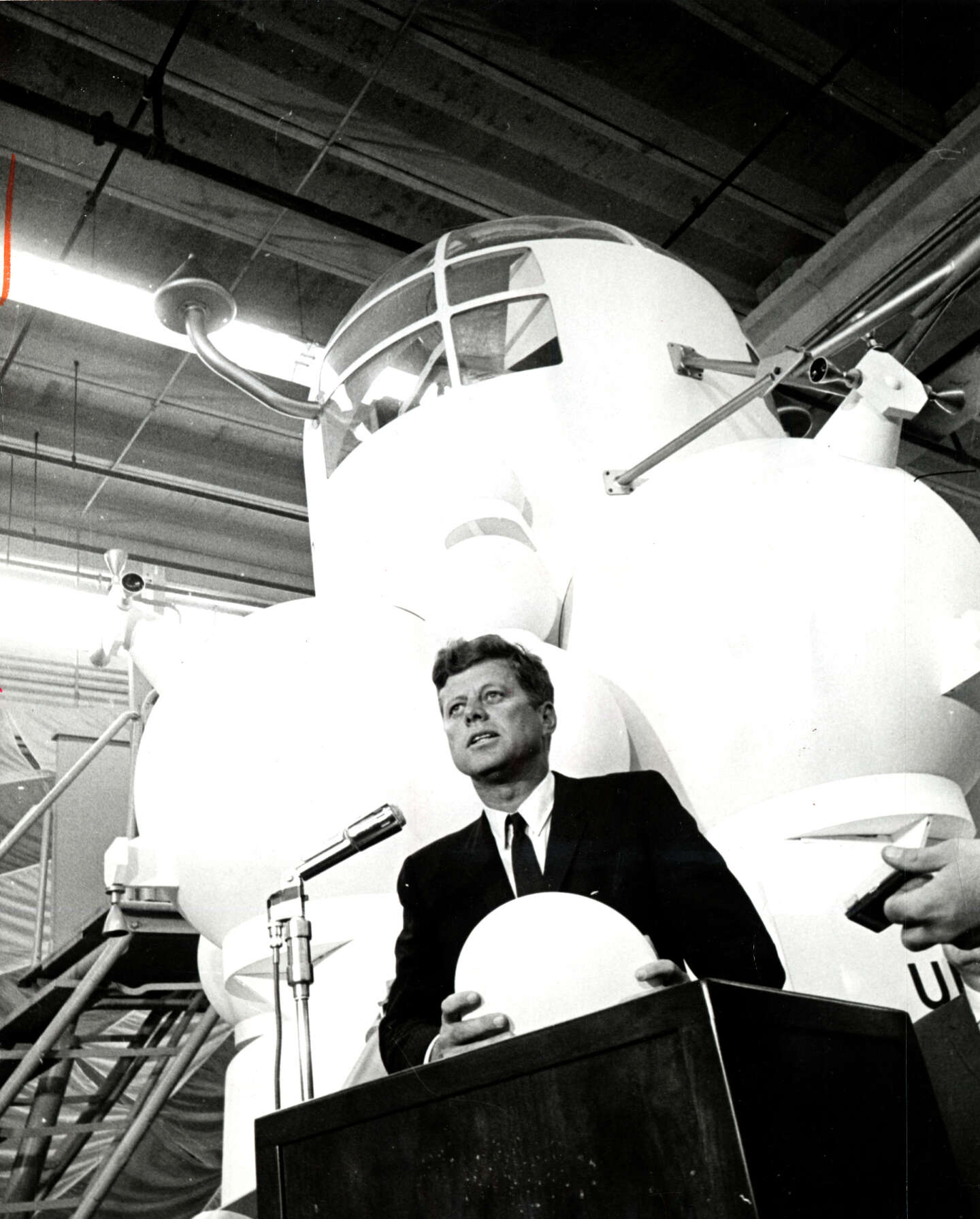 All about winning: NASA’s Apollo project aimed high
