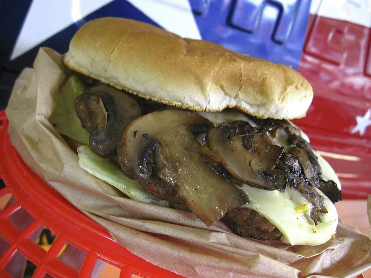 52 Weeks of Burgers: Armadillos Texas Style Burgers