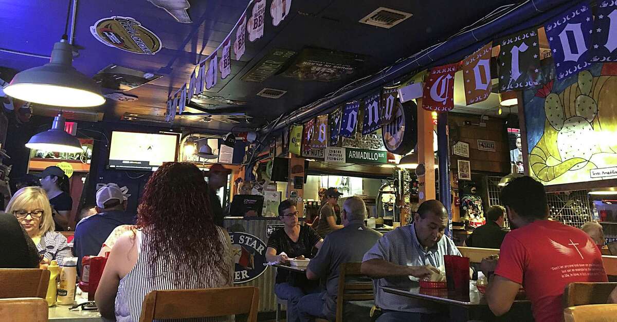 52 Weeks of Burgers: Armadillos Texas Style Burgers