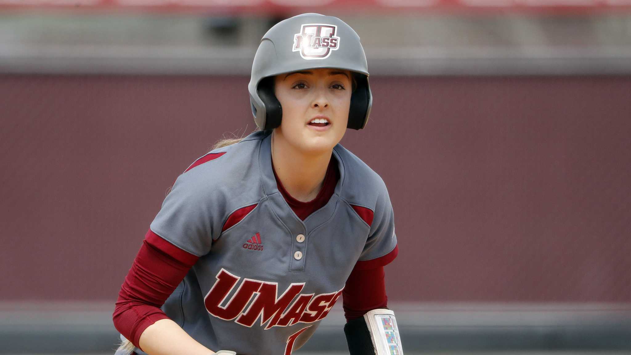 ALUMNI NOTEBOOK: Stavinoha’s big senior year at UMass earns A-10 ...