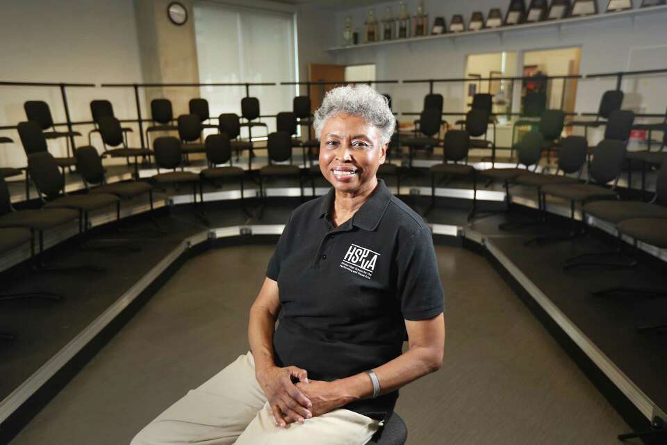 Beloved Kinder HSPVA teacher Patricia Bonner retires after more than 50 ...