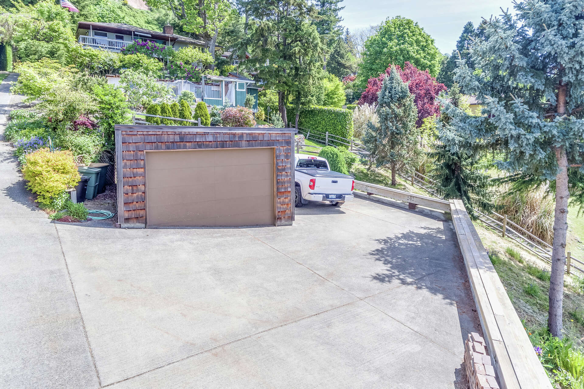 80 degrees in Seattle? You need this waterfront beach house