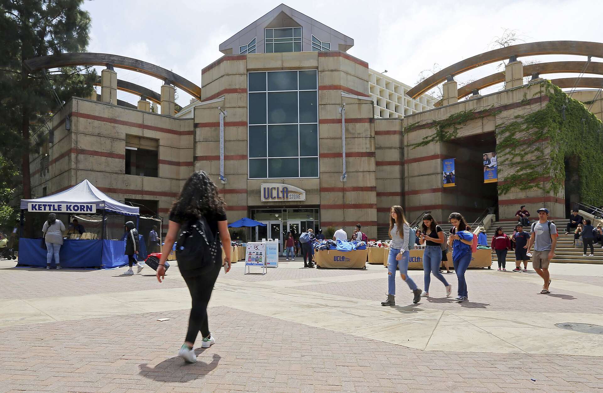 What GPA is needed to get into UCLA, Berkeley? Here’s the data