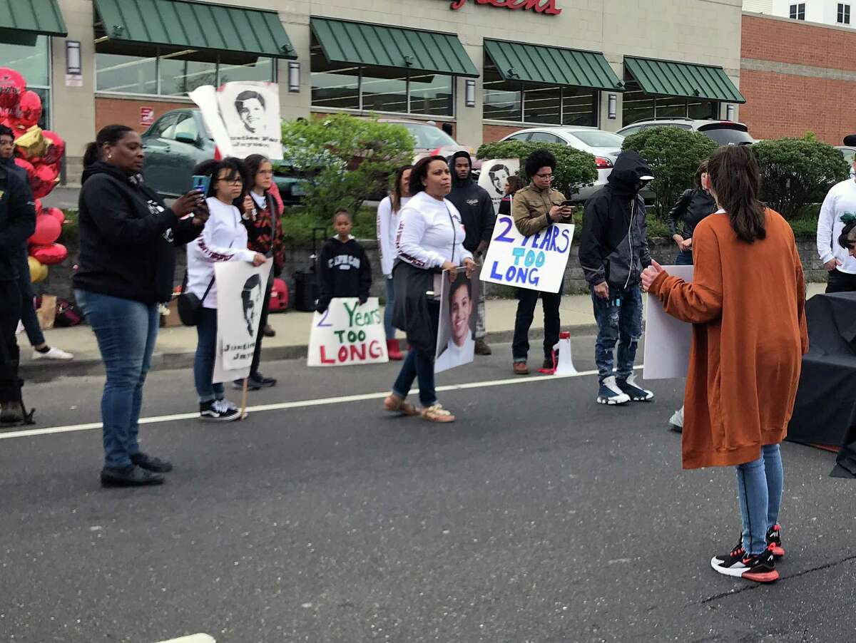 Family, friends gather on 2-year anniversary of Jayson Negron’s death