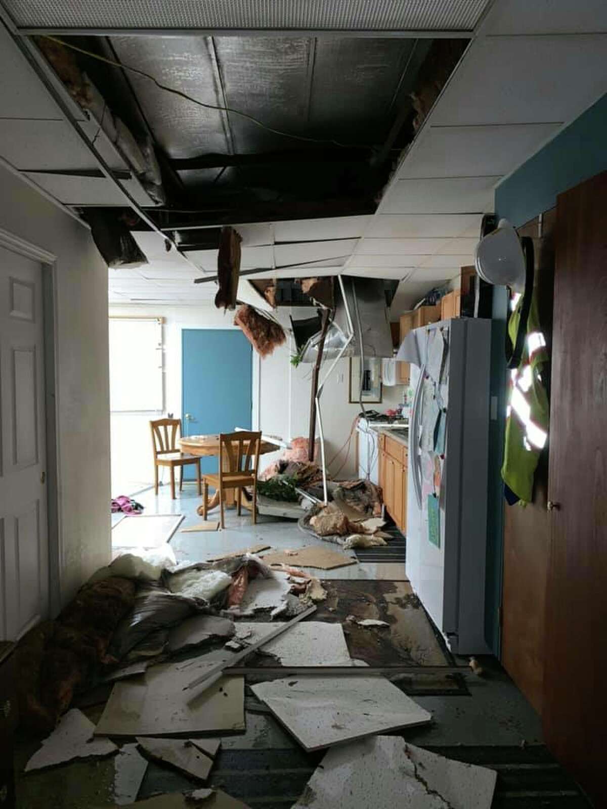 Dramatic photos of severe flooding and storm damage across Houston area ...