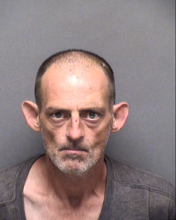 Man arrested, accused of robbing 2 Subway restaurants in San Antonio ...