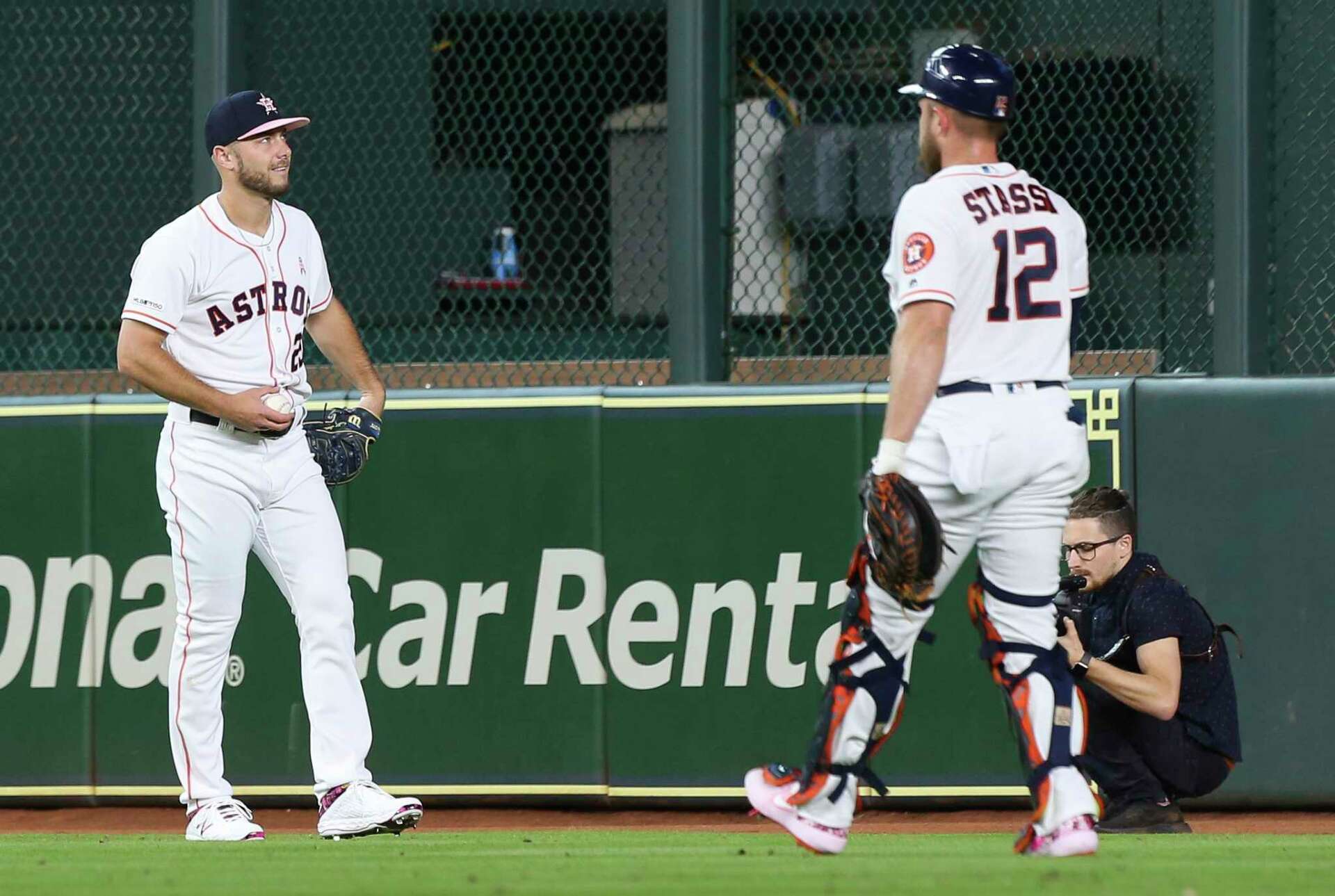 George Springer packs pink Mother's Day bat for Astros' road trip after ...