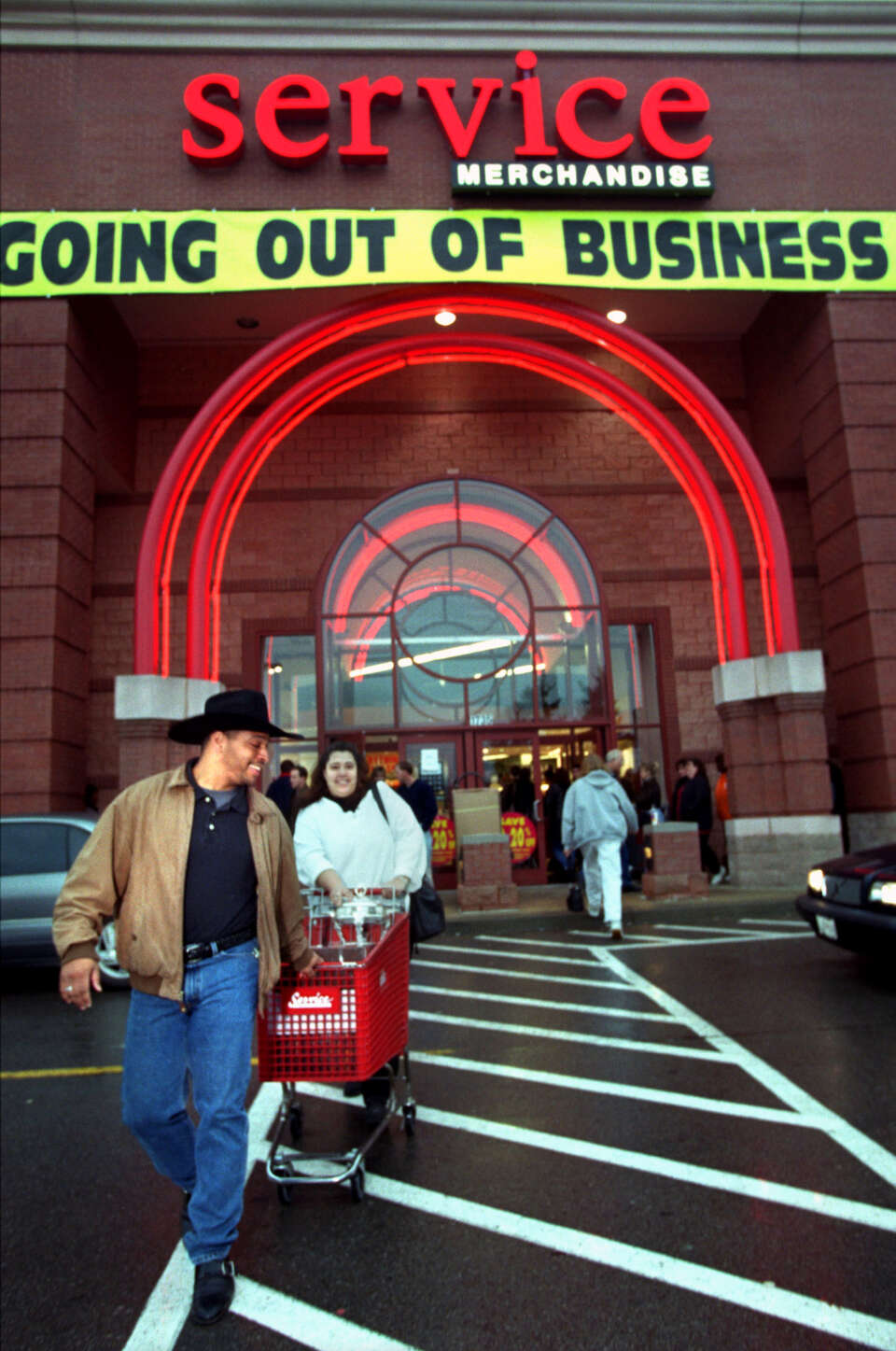 20 places you went shopping in the '80s and '90s that don't exist ...