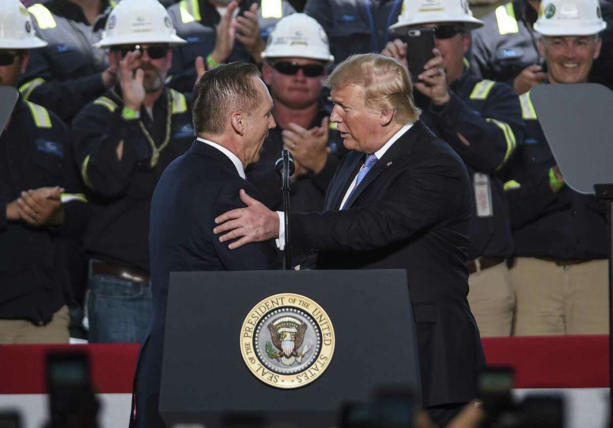 Trump addresses Sempra crowd as Louisiana plant begins LNG production