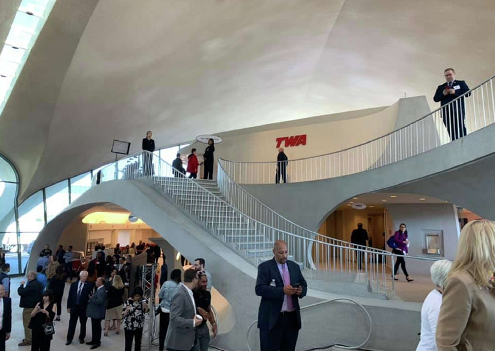 Eye-catching TWA Hotel opens at New York JFK [PHOTOS]