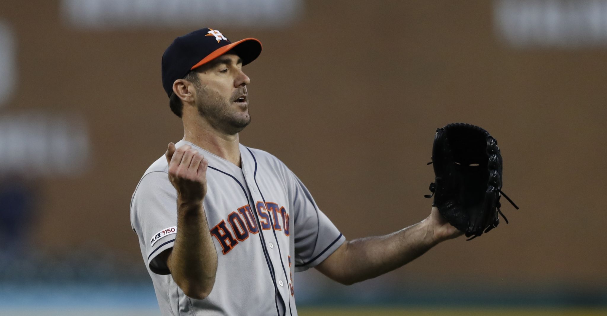 Justin Verlander shines in Astros' win over Tigers