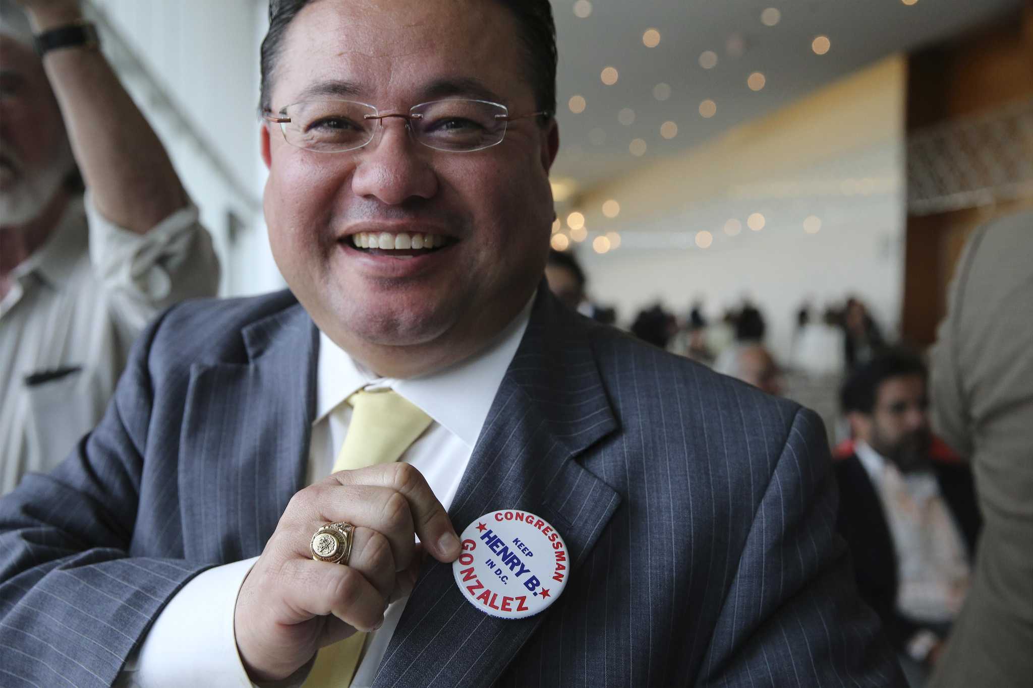 Ronald Rocha's Instagram, Twitter & Facebook on IDCrawl