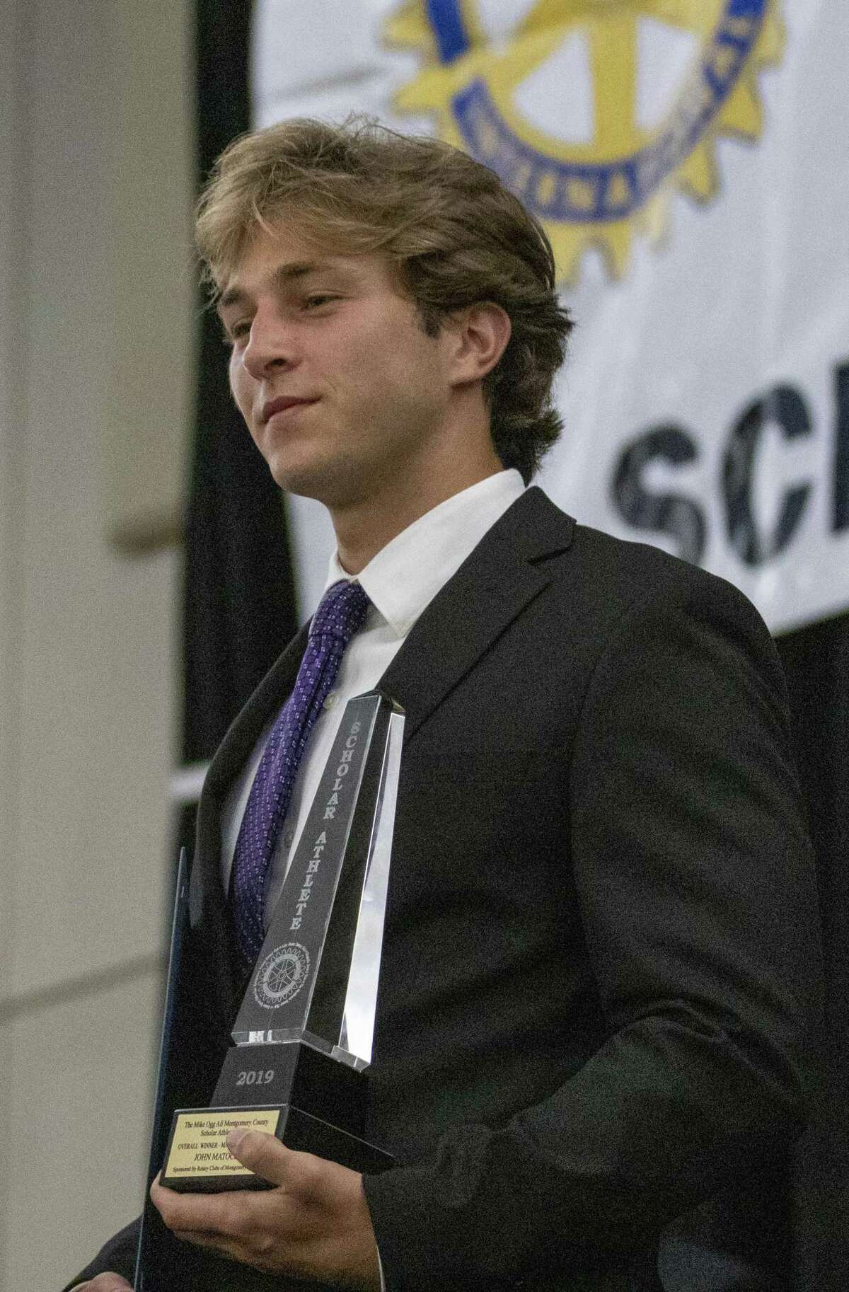 ATHLETICS: Matocha, Bohnet win top awards at Mike Ogg Scholar Athlete ...