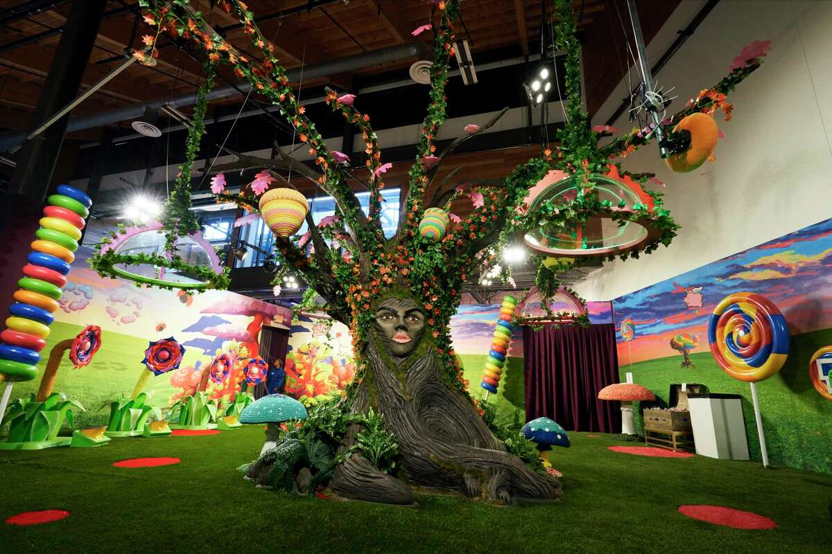 Here's the 411 on Candytopia