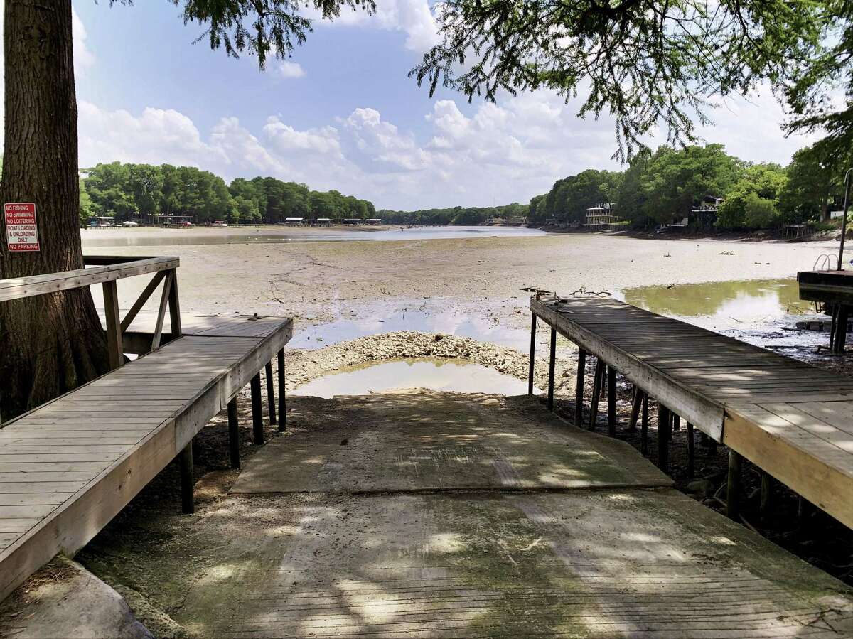 Aging steel suspected in dam failure at Lake Dunlap