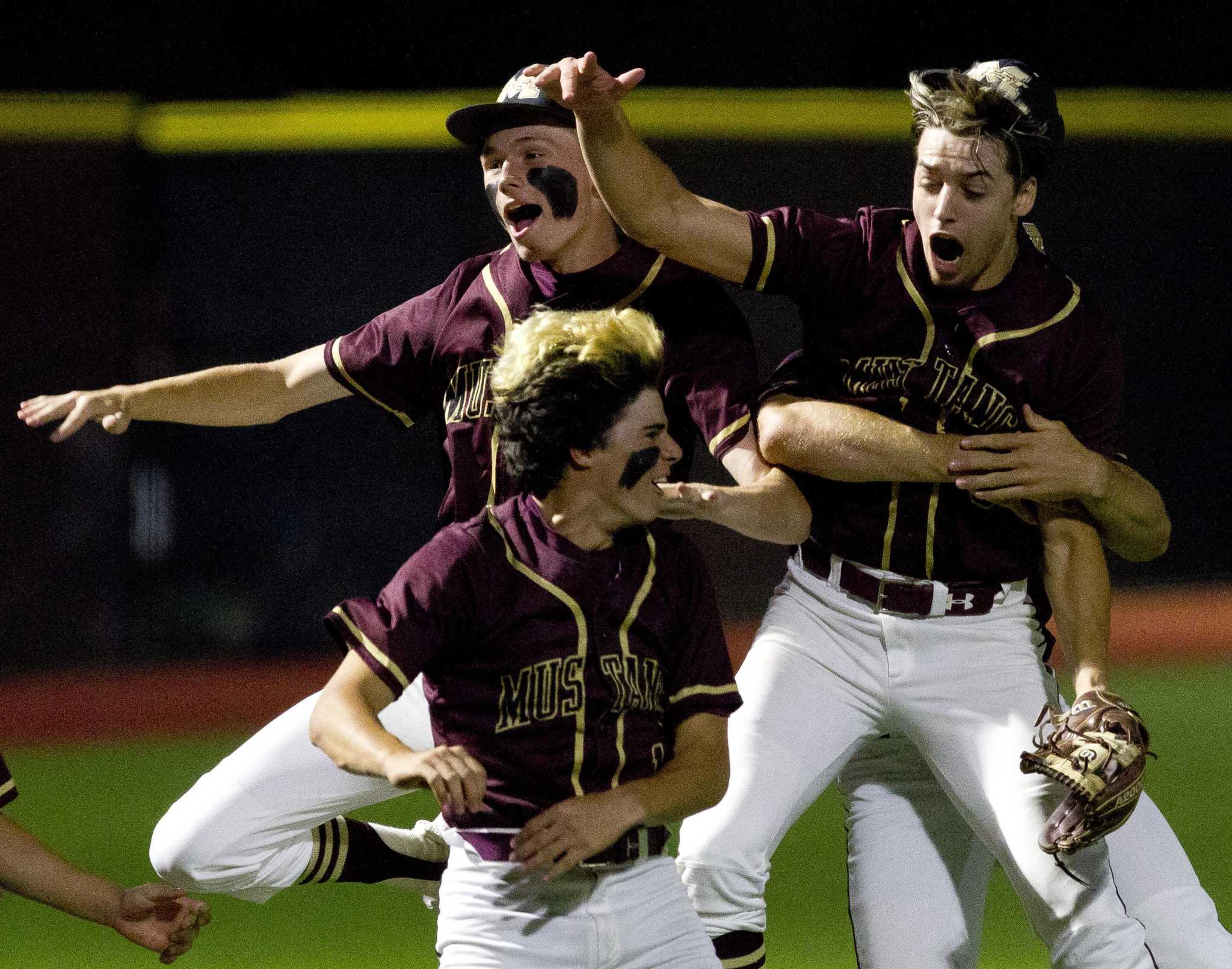 BASEBALL: Magnolia West edges Tomball in pitching duel