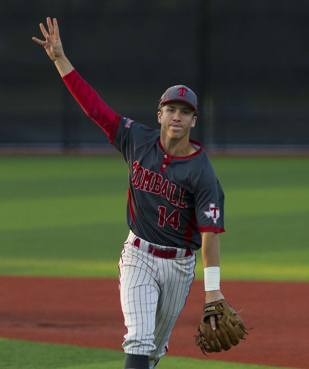 BASEBALL: Magnolia West edges Tomball in pitching duel